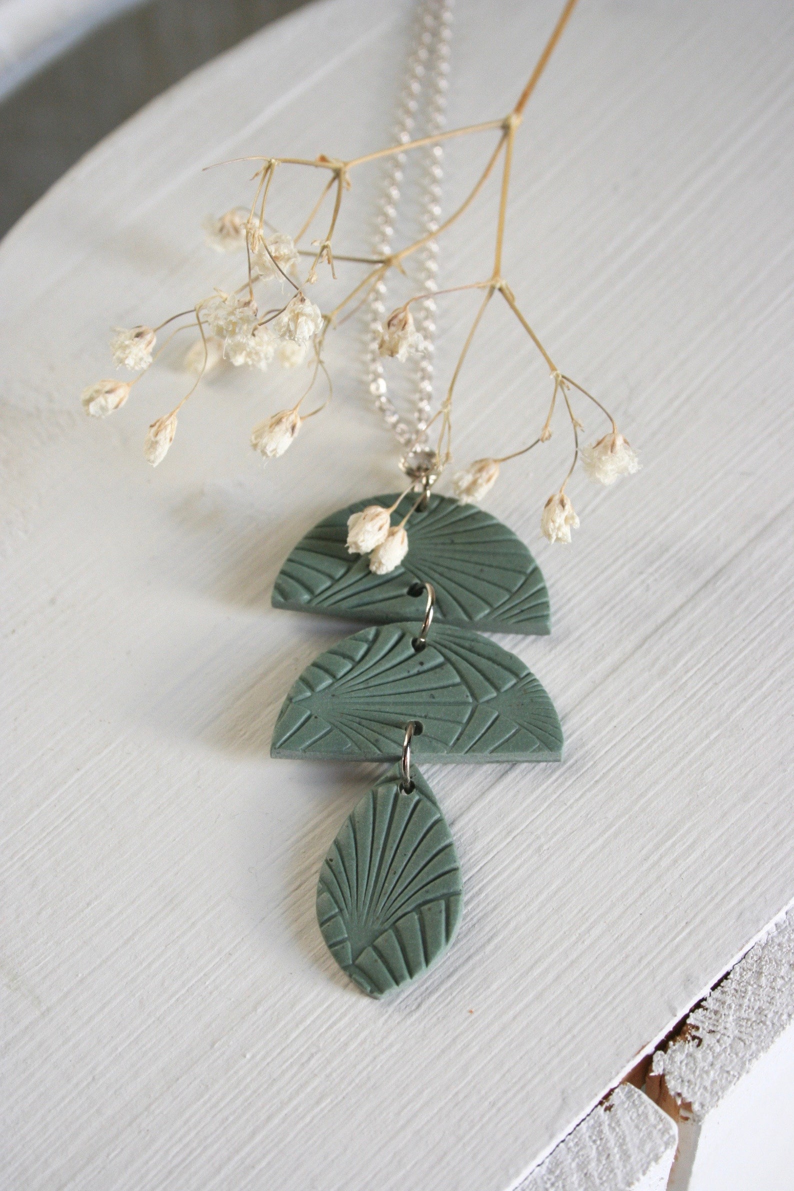 NECKLAGE for woman in polymer clay three pendant 2 half | Etsy