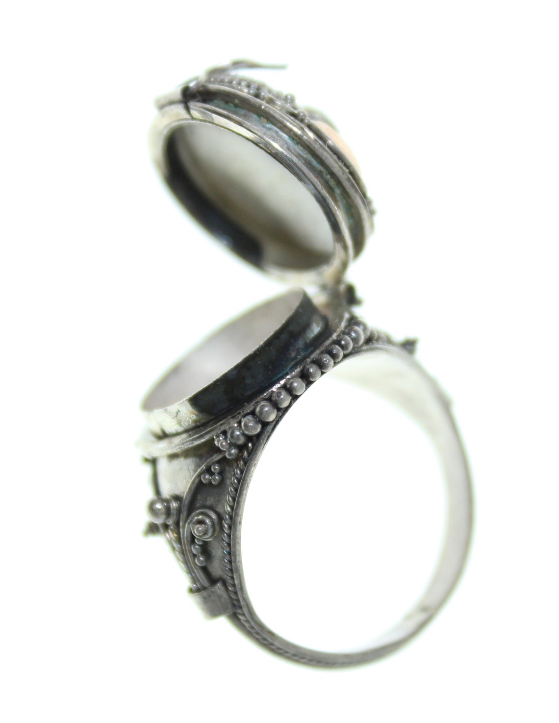 Vintage Sterling Silver Secret Compartment Ring - Etsy