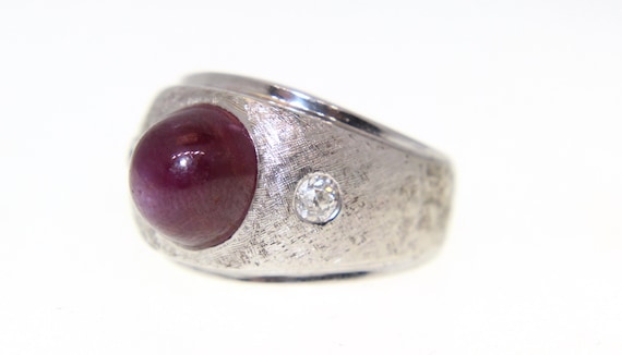 14K White Gold Gents Ruby Cabochon Pinky Ring - Gem