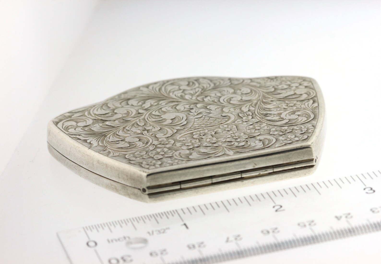 Vintage Silver Clamshell Compact Hand Chased Floral Design - Etsy