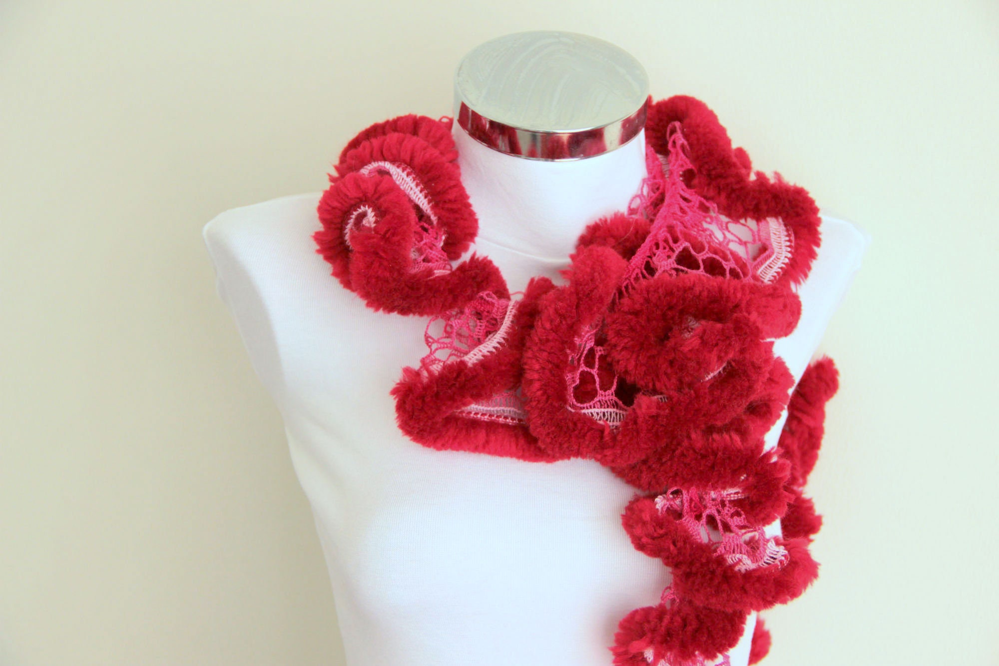 Ruffle Scarf, Frilly Scarf,fur Yarn, Lariat Scarves, Ruffled Scarves ...