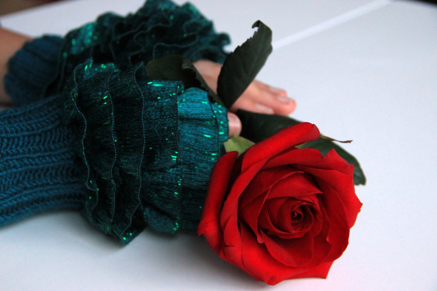 Fingerless Gloves, Cozy Hand Knitted Mittens Hand Knit Ruffled ...