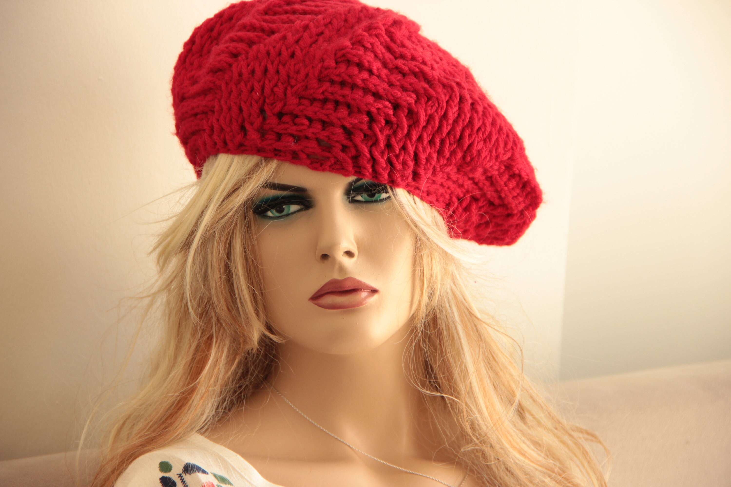 Spiral Design Hat, Crochet Painter Beret, Spiral Design Caps, Skull ...