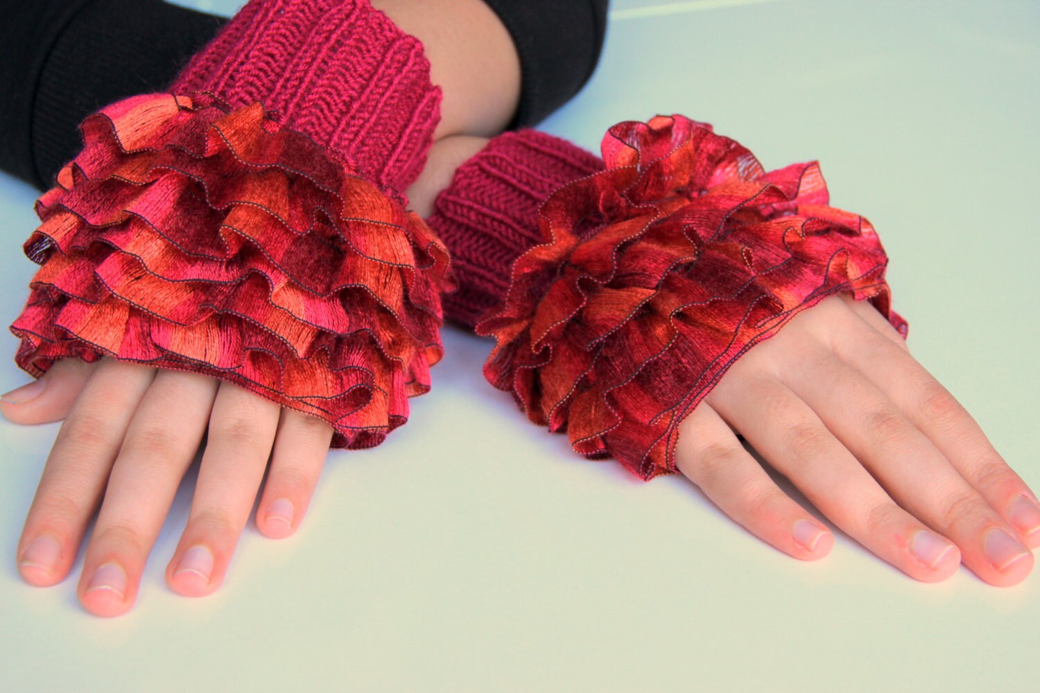 Fingerless Gloves, Cozy Hand Knitted Mittens Hand Knit Elegant Ruffled ...