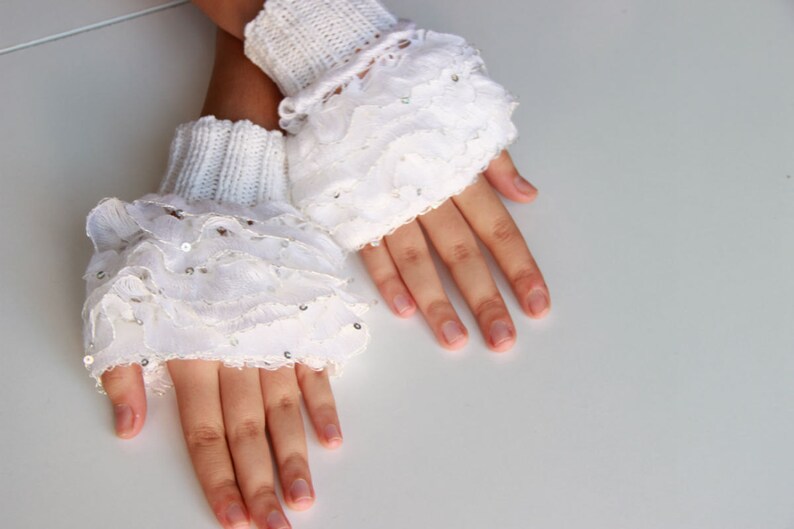 Fingerless Gloves: Hand Knit Elegant Ruffled White Colored Gloves ...