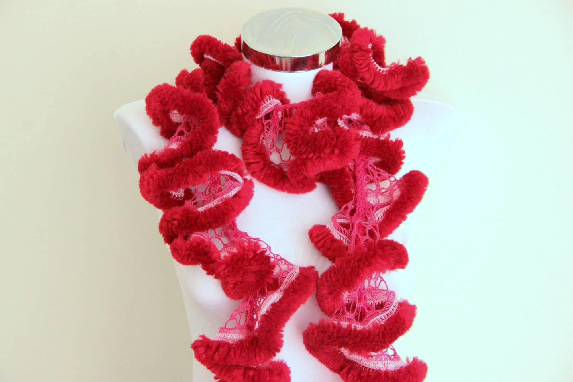 Ruffle Scarf, Frilly Scarf,fur Yarn, Lariat Scarves, Ruffled Scarves ...