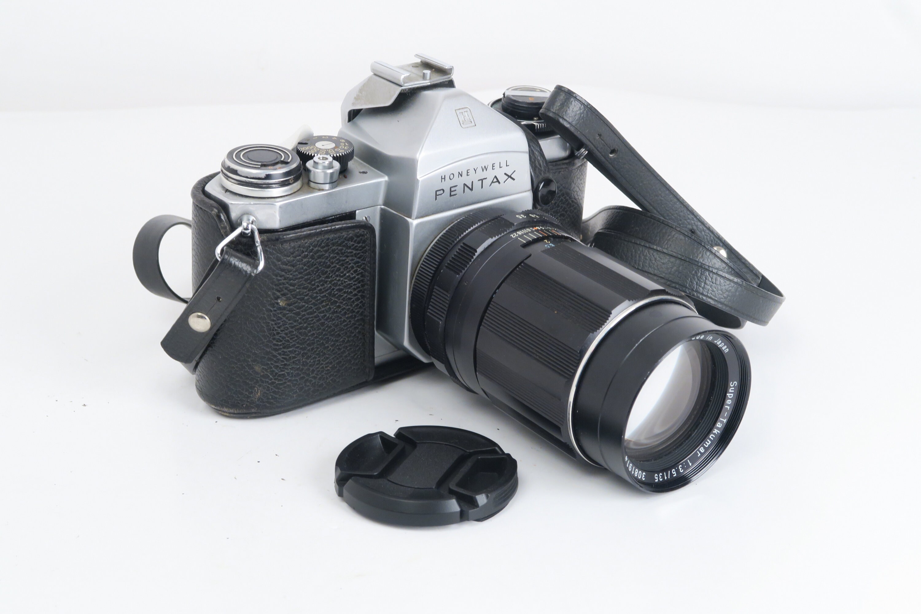 Pentax SV H3V 35mm Film Camera 1960s / Takumar 135mm Lens / | Etsy