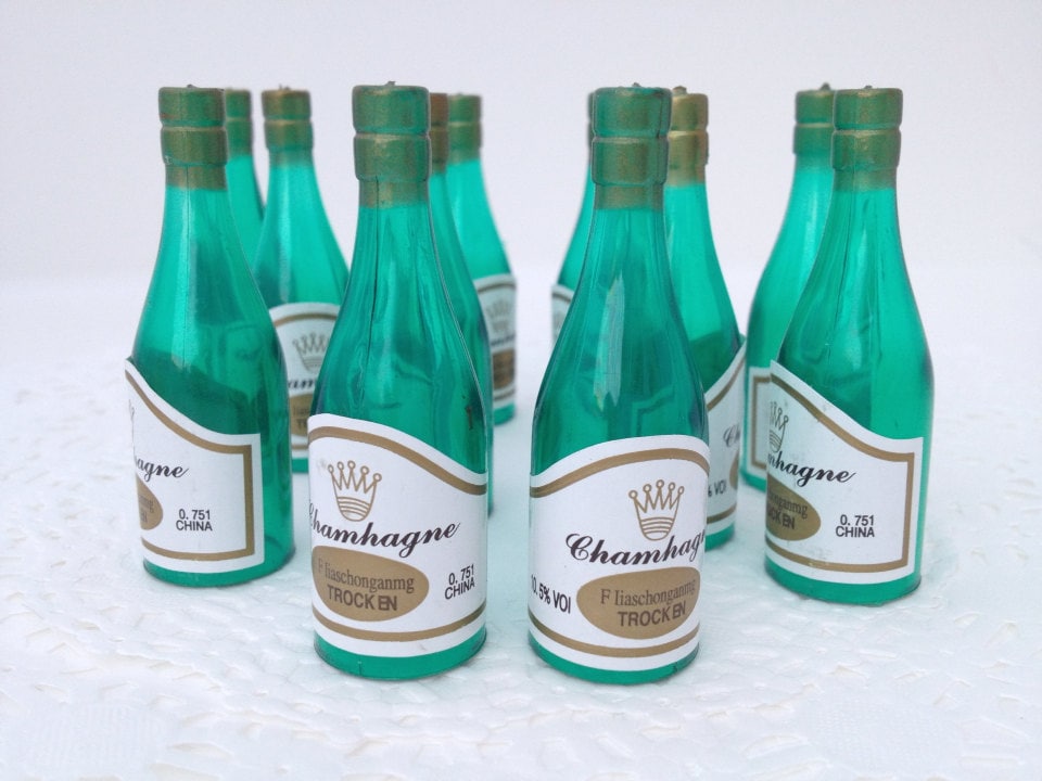 2.5 Miniature Plastic Champagne Bottles Party - Etsy