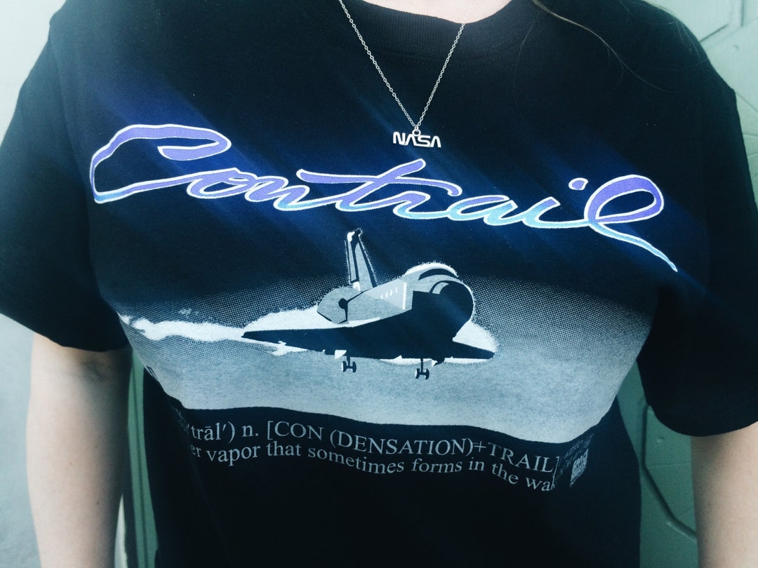 Space Shuttle Contrail Tee - Etsy