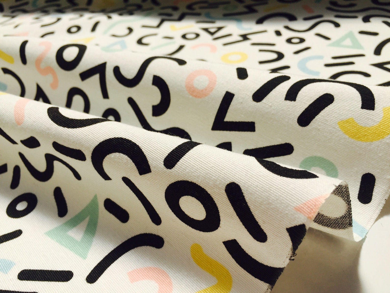PASTEL SCANTRIX MEMPHIS Scandi Novelty Fabric Material for - Etsy