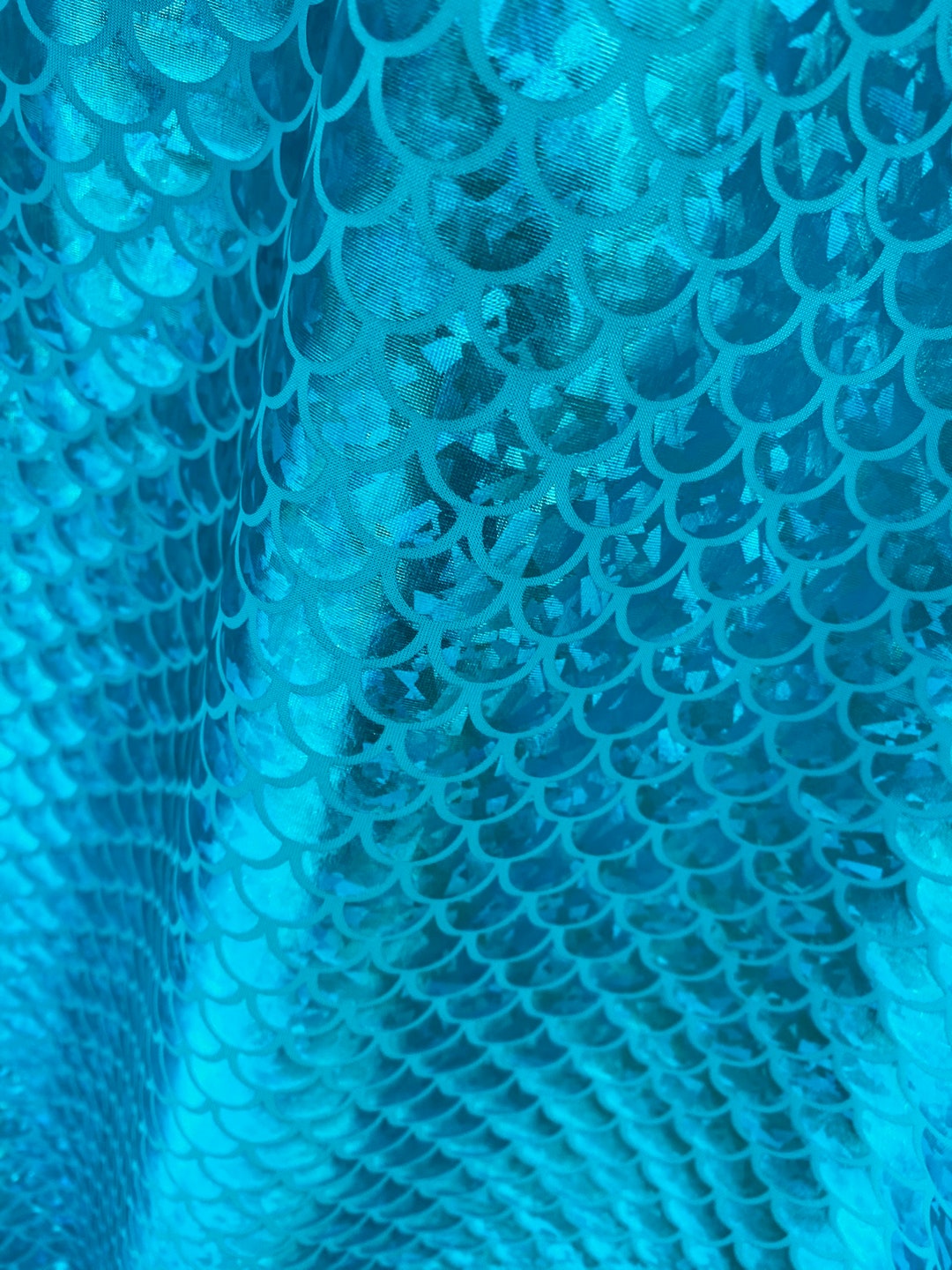 Mermaid Scale Fabric Fish Tale Foil Iridescent Stretch Spandex Material ...
