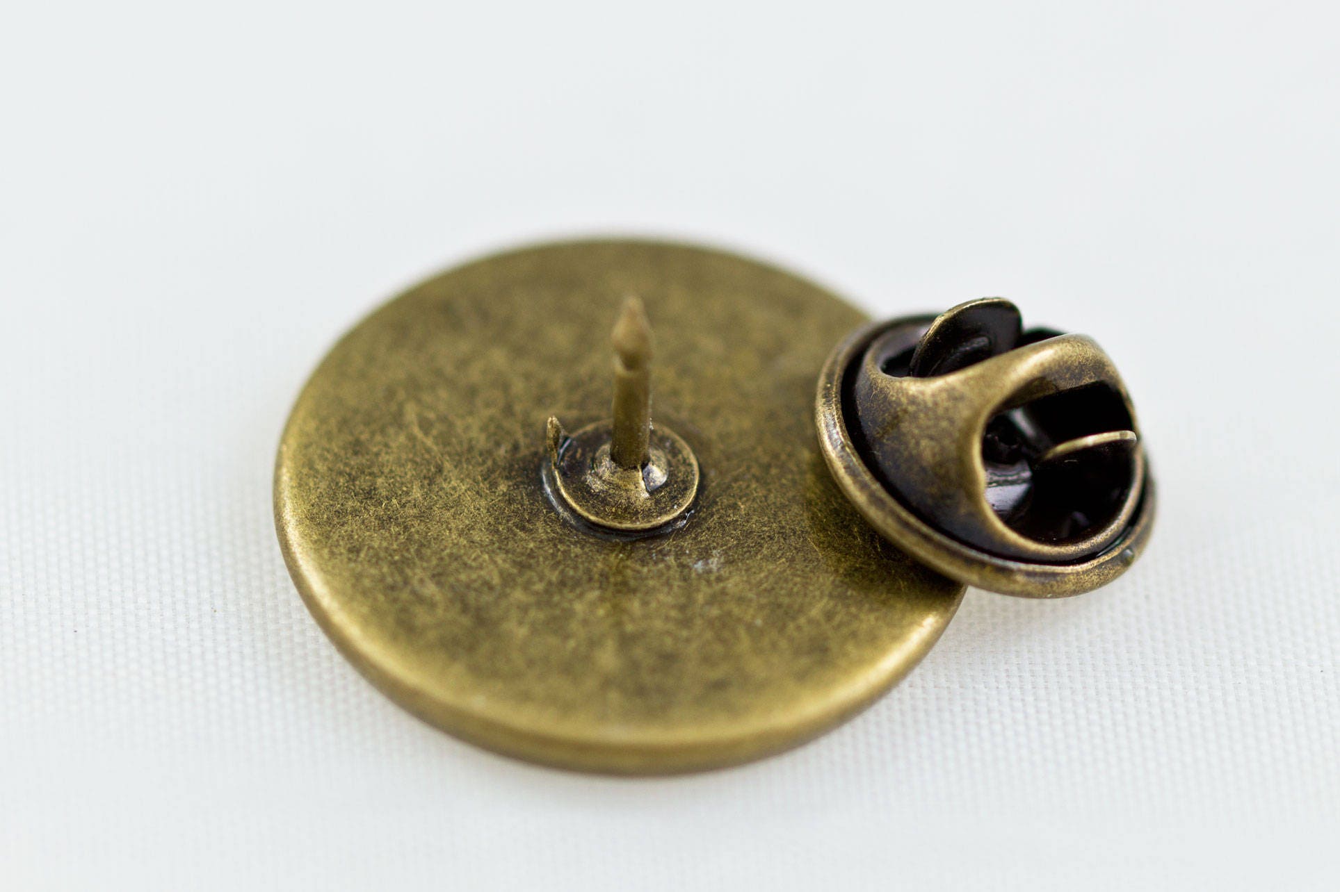 Claymore Teresa/ Pin 20 Mm/ Special for Manga Lovers - Etsy