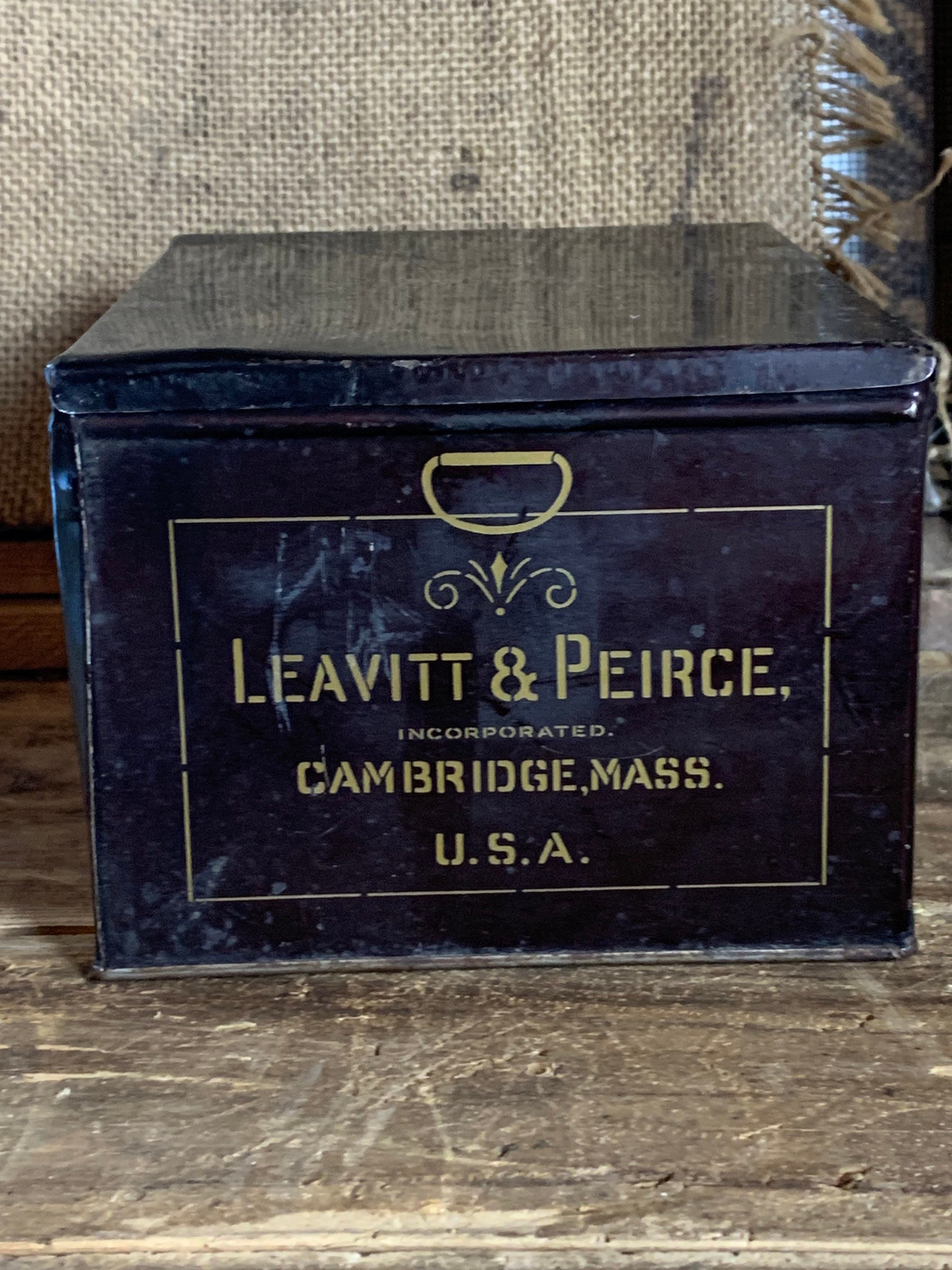 Vintage Cake Tobacco Tin - Etsy