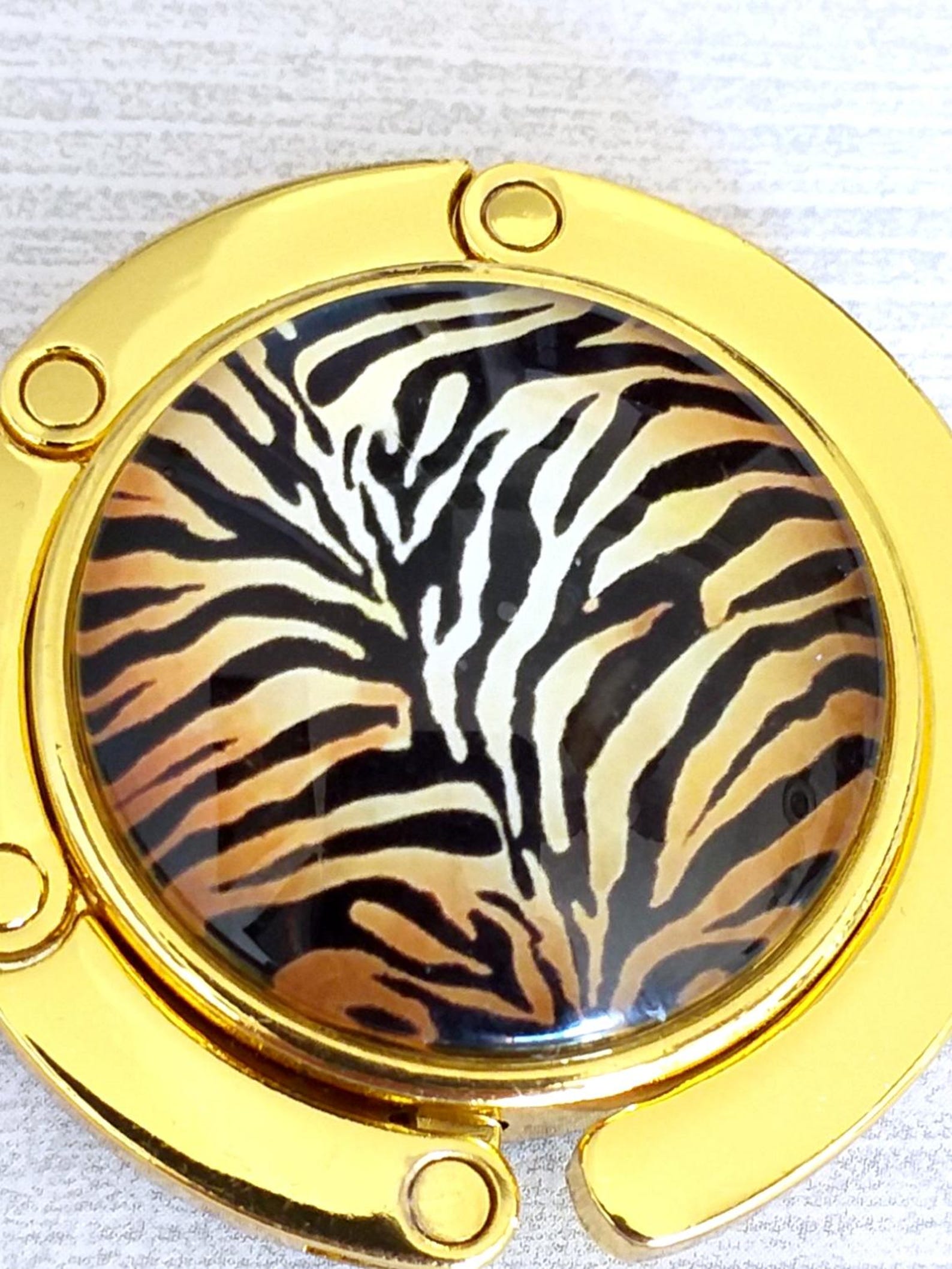 Tiger Print Purse Hook, Animal Pattern Handbag Hanger, Round Foldable ...