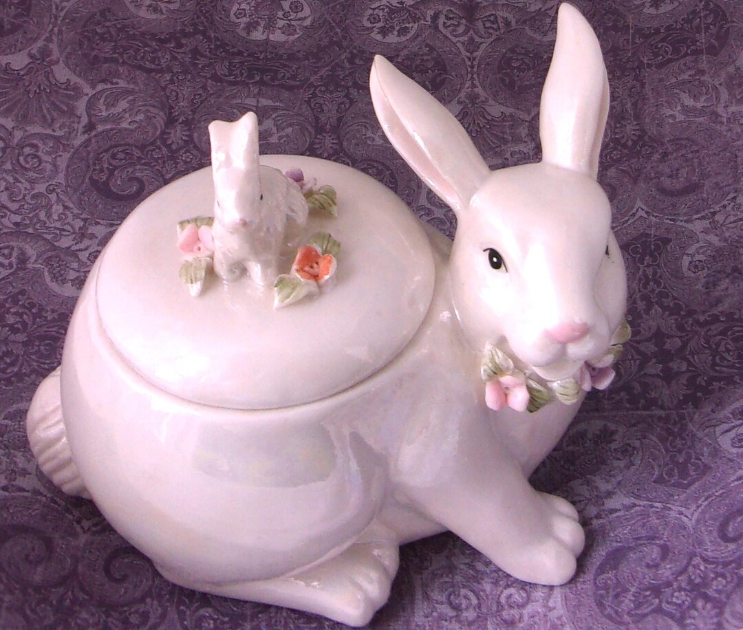 Porcelain Rabbit Bunny Trinket Jar, Animal Shaped Jar With Tiny Rabbit ...