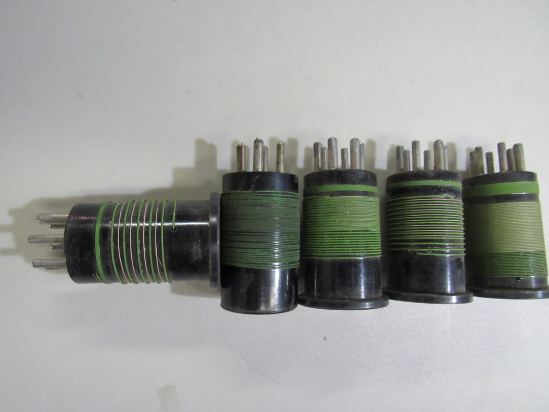 Radio: Short Wave Coils 706SWS Set of Four 6 Prong Coils, Plus One 4 ...