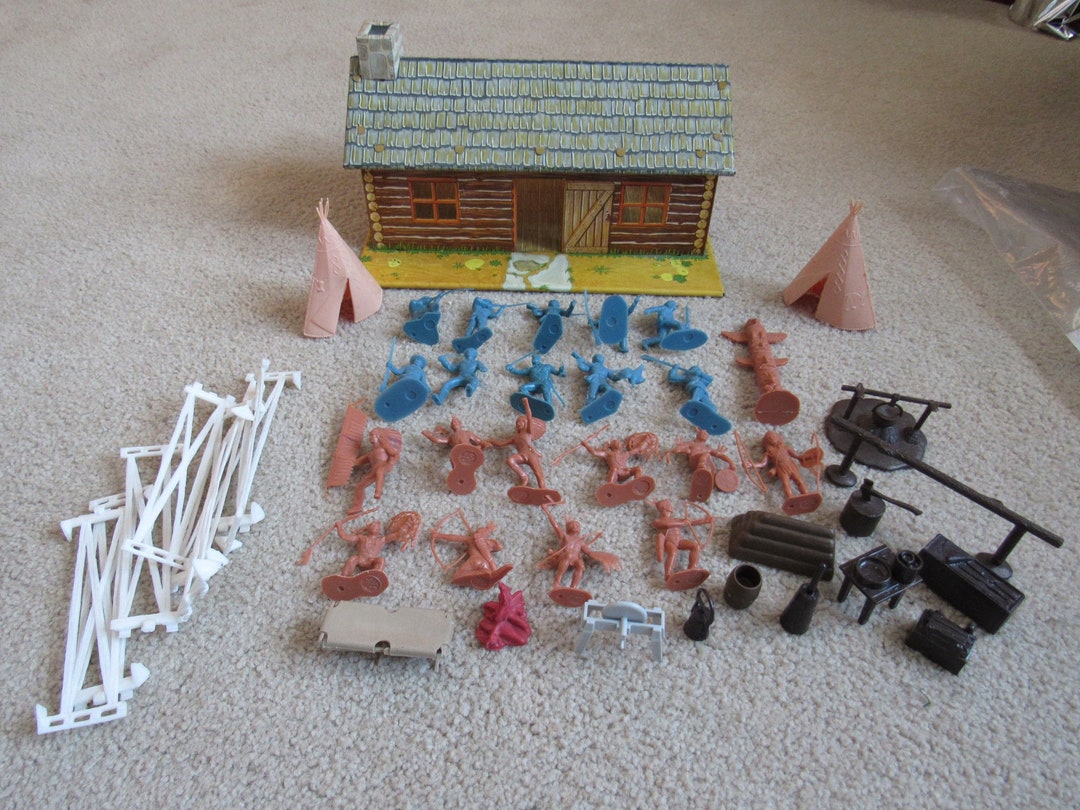 Marx Tin Lithograph Log Cabin Building Bunk House With All Accessories ...