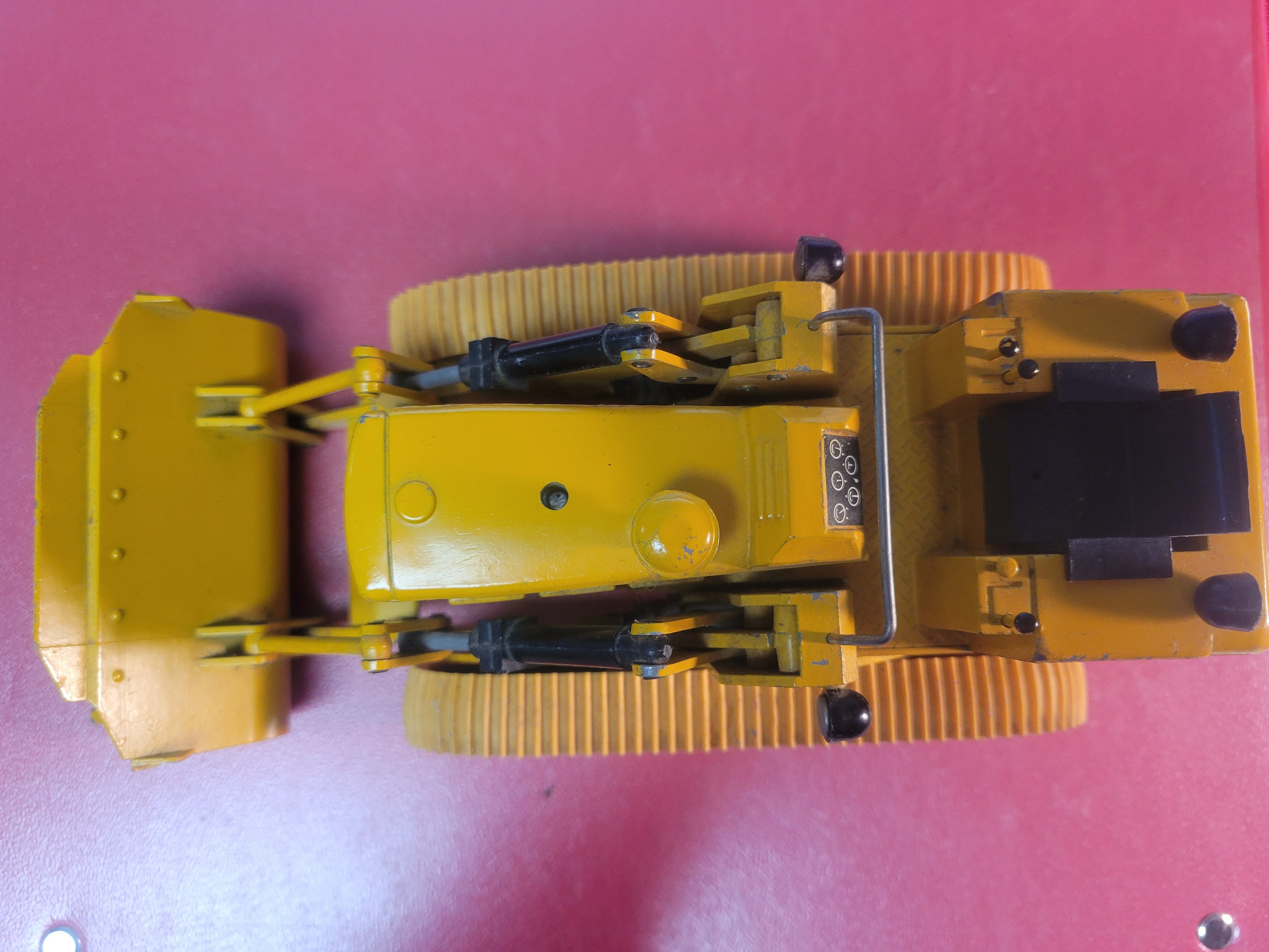 NZG Modelle Made in West Germany Zgcaterpillar Bull Dozer 1985 or ...