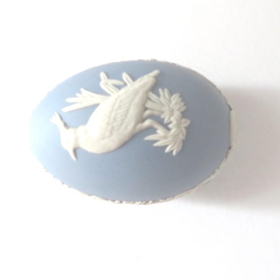 Wedgwood Jasperware Lapwing bird egg shaped ceramic … - Gem