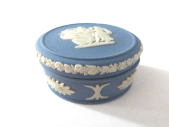 Wedgwood Jasperware1970's small Pill box, Ring box, … - Gem