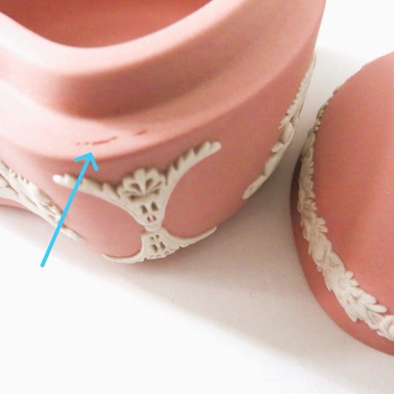 Wedgwood Pink Jasperware bean box, Pink Jasperware, G… - Gem