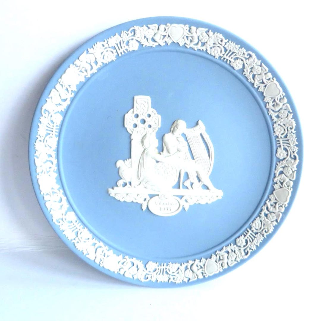 Wedgwood Blue Jasperware Valentines Day 1995 Tristan and Isolde Plate ...