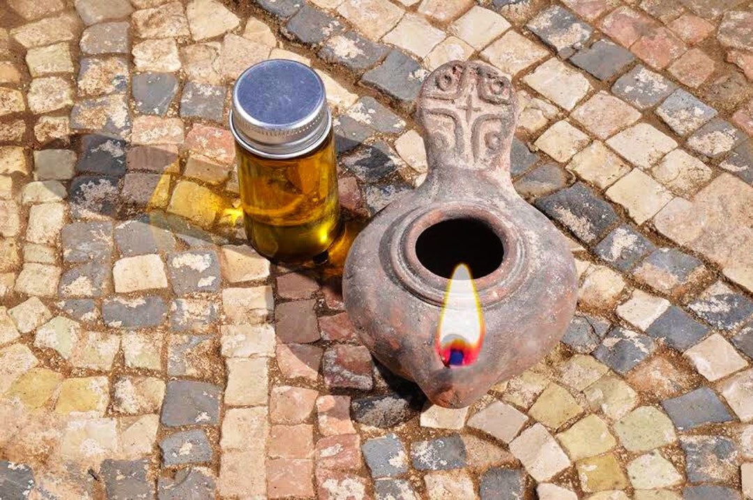 Christ Oil Lamp Candle Jesus, Traditional Religious Cross Oil Candle ...