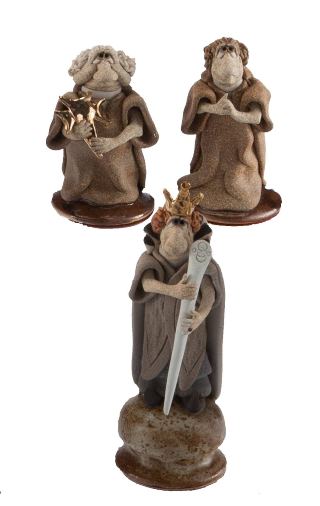 Rare Doug Anderson Early Medieval Hand Sculpted and Painted Chess Set ...