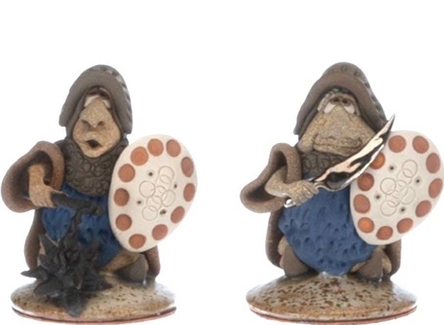 Rare Doug Anderson Early Medieval Hand Sculpted and Painted Chess Set ...