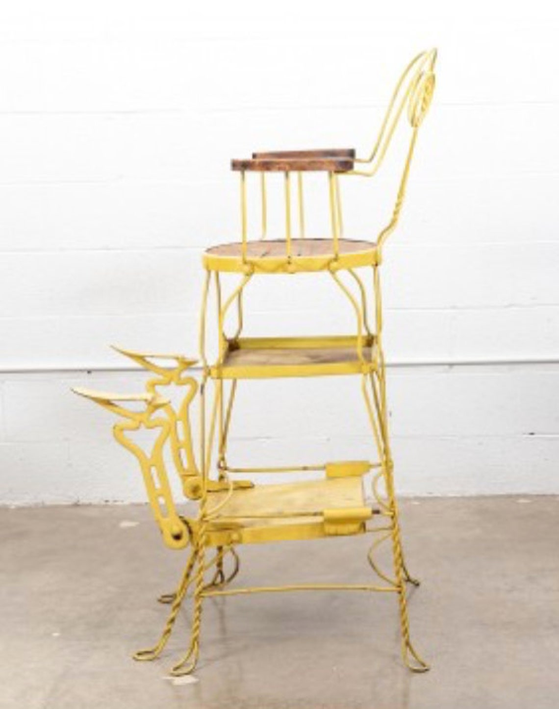 Antique American Painted Wrought Iron Twisted Wire Shoe Shine Chair ...
