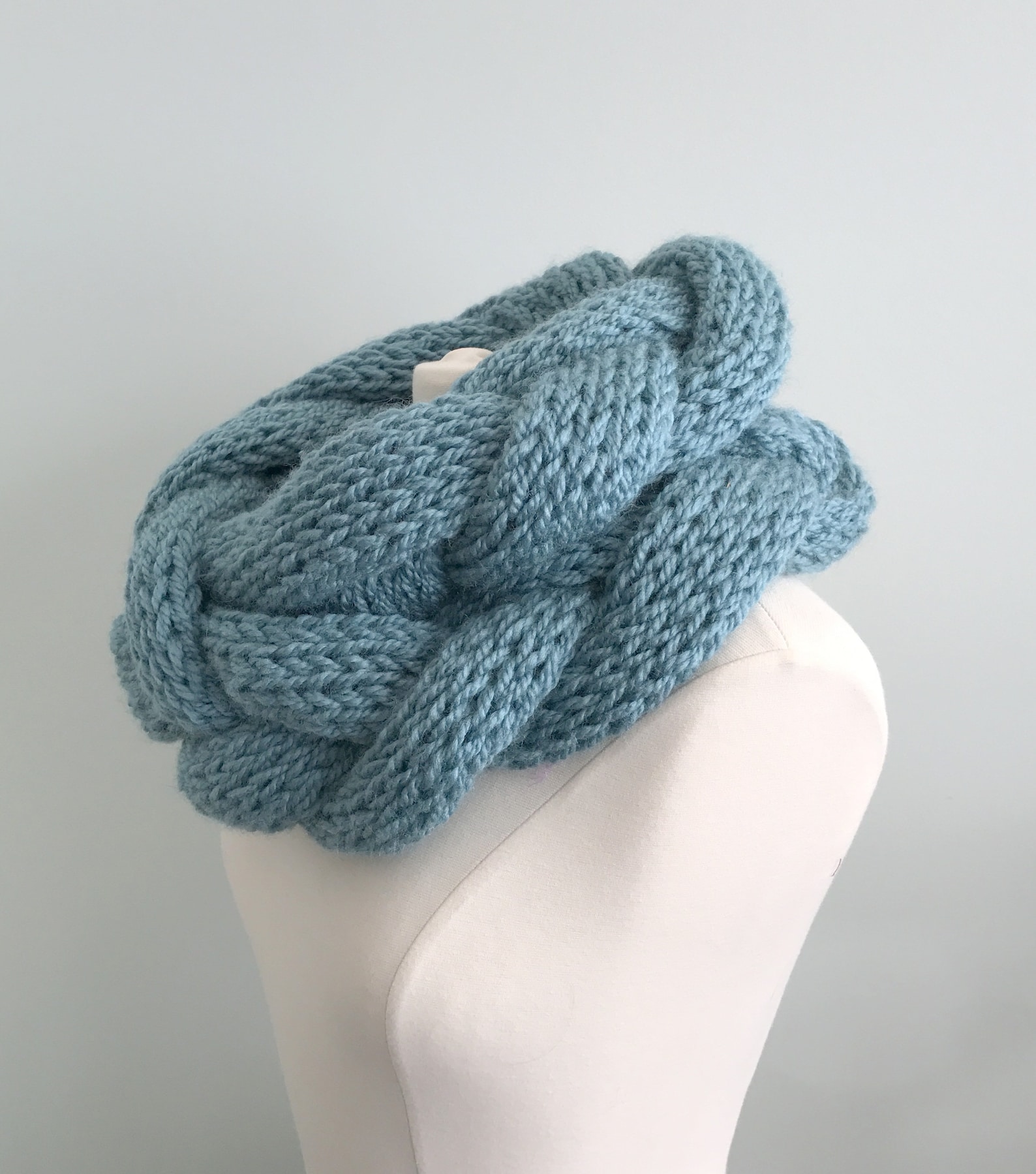 Cowl Knitting Pattern, Braided Giant Cowl, Bulky Yarn, Trending - Etsy