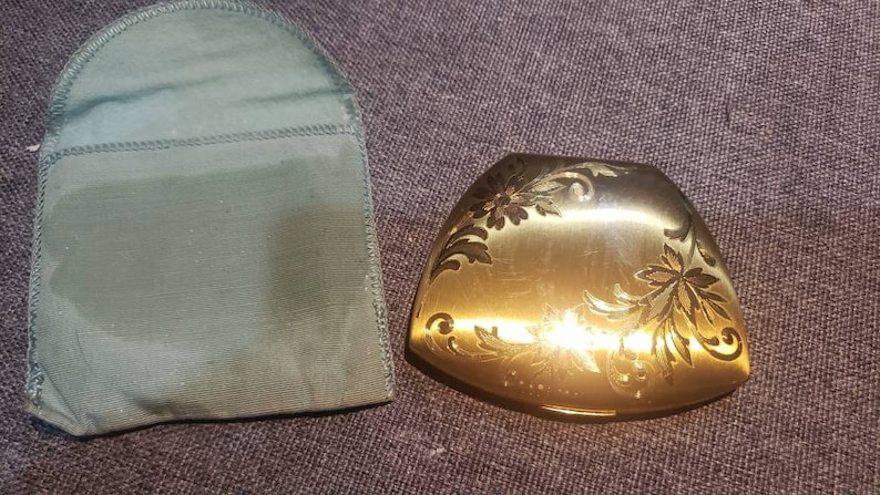Vintage 1940s ELGIN AMERICAN Brass Compact - Etsy