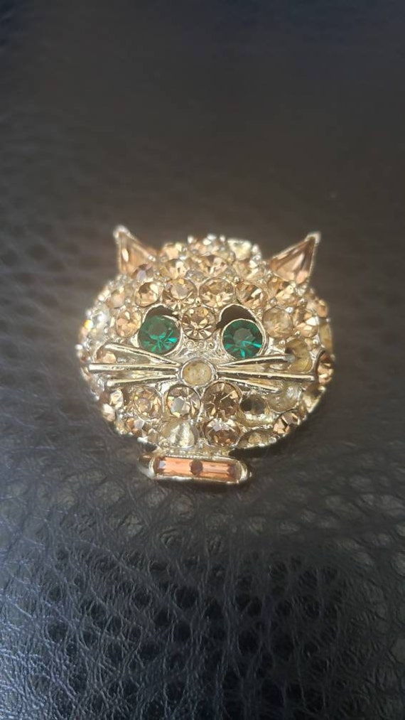 vintage metal cat face - Gem