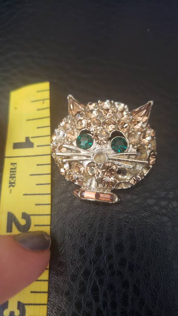 VINTAGE CAT FACE gold metal color and rhinestones Cat… - Gem