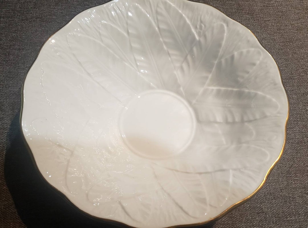 Royal Worcester 1986 Fern Leaf White Gold Trim Vegetable Serving Bowl ...