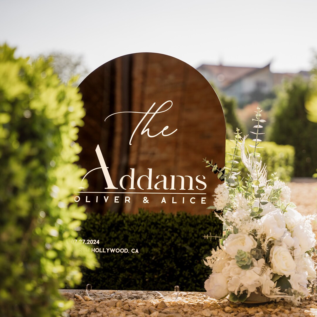 Arched Wedding Sign - Minimalist Welcome Sign - Modern Acrylic Wedding ...