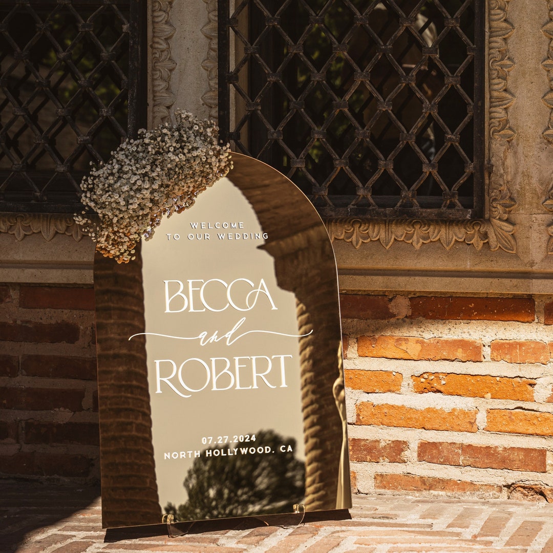 Arched Gold Mirror Wedding Welcome Sign - Modern Acrylic Wedding Sign ...