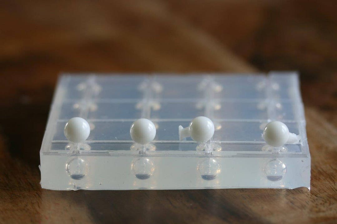 A Transparent Silicone Mould for Jewellery Diy, Multi Cavities, 16 ...