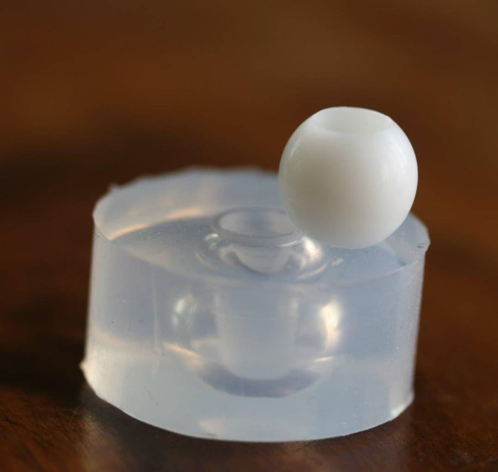 A Transparent Silicone Mold for Jewellery Diy, Smooth Round Bead (12mm ...