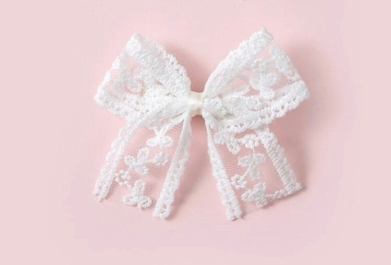 White Lace Ribbon Bow