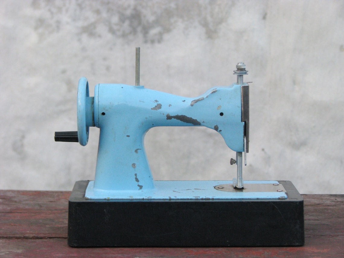 Vintage Pastel Blue Soviet Toy Sewing Machine. Children Sewing - Etsy