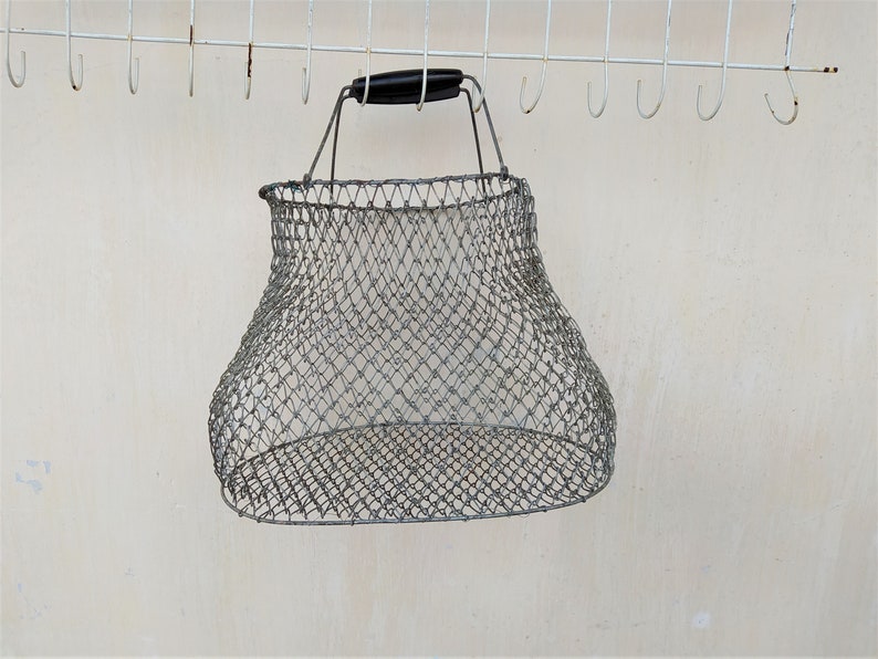 Vintage Metal Wire Basket. Egg Fruit Fish Basket With Black - Etsy