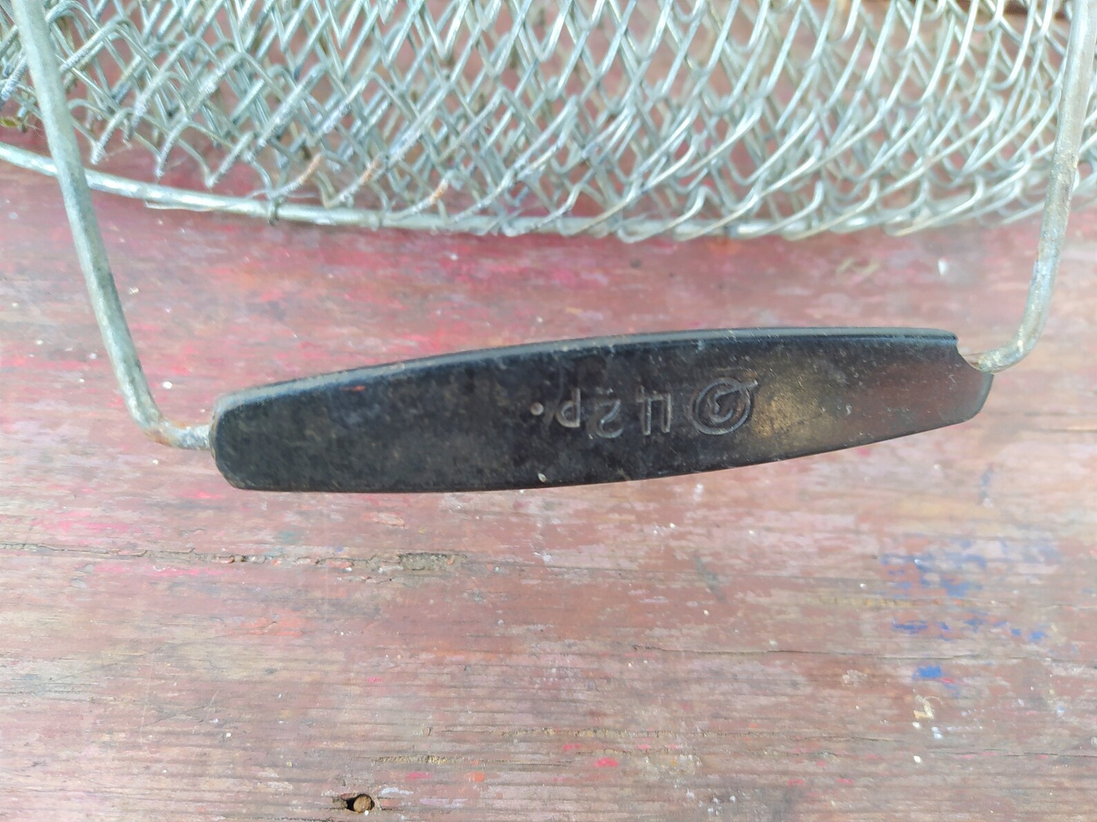 Vintage metal wire basket. Egg fruit fish basket with black | Etsy