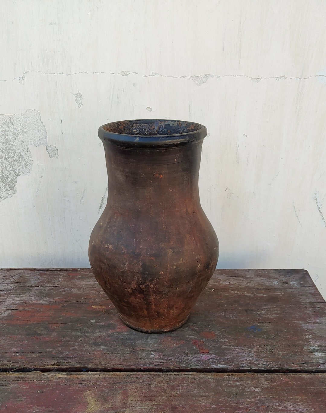 Very Old Antique Ancient Clay Vessel. Brown Clay Pot Without Handle ...