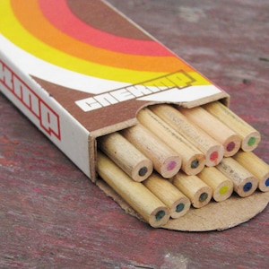 Vintage Color Pencils, Set of 12 Colors. SPECTRUM - Made in USSR - Etsy