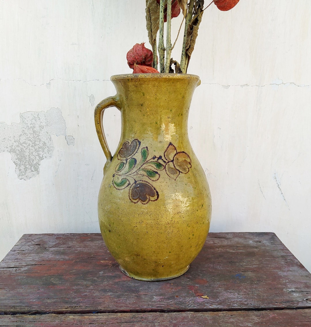 Very Old Antique Ancient Clay Vessel. Ukrainian Floral Ornament Clay ...