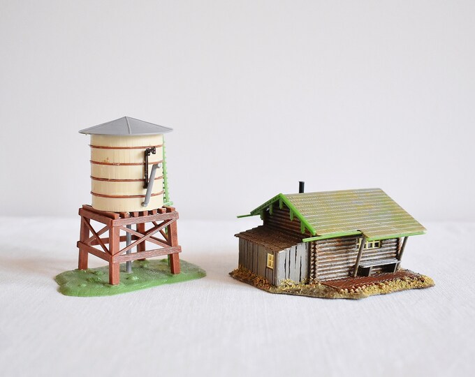 N Scale Model Train Log Cabin and Water Tower Set, Railroad Building ...