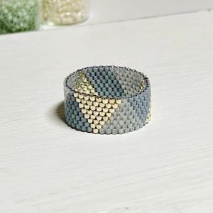 Miyuki Ring Beaded Ring Shadow Grey Silver-coloured Rainbow Grey Peyote ...