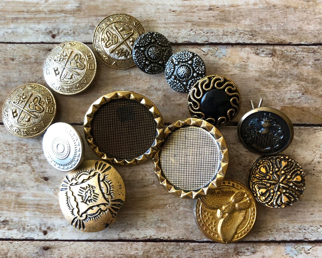 Vintage Buttons Old, Metal Buttons, Collectors Buttons Set of Thirteen ...