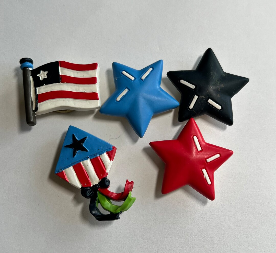 Button Covers, Vintage , Patriotic Plastic Button Covers , Set of Five ...